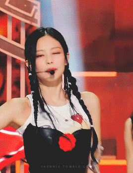 primadonna girl : JENNIE ♡ PINK VENOM (220828)