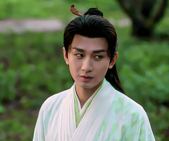 Cheng Yi as Li Lian Hua (Mysterious Lotus... - Counting moons