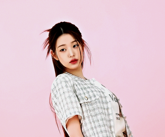 dear cupid : WONYOUNG SJSJ Photoshoot Behind