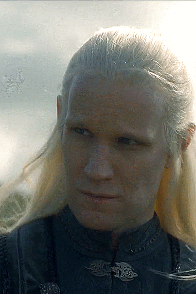 Daemon Targaryens Long Hair In Episode 1 3 Of The Queen We Choose